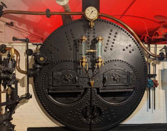 A visit inside the magnificent Tower Bridge, London - Chimptrips