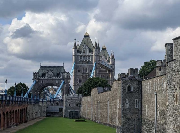 A visit inside the magnificent Tower Bridge, London - Chimptrips