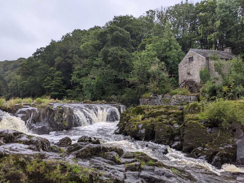 Exploring Cenarth Falls and Newcastle Emlyn - Chimptrips