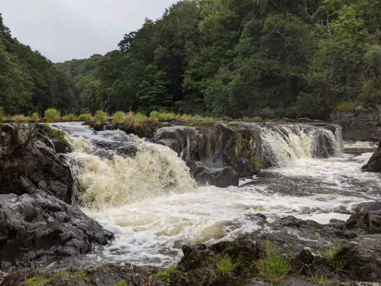 Exploring Cenarth Falls and Newcastle Emlyn - Chimptrips